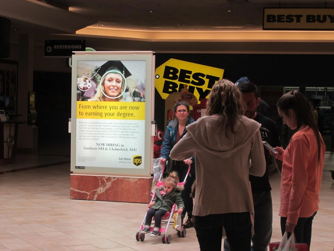 Maximize Impact with Effective Mall Advertising Strategies